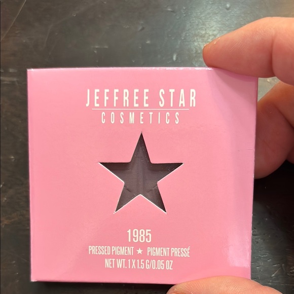 Jeffree Star | Makeup | Jeffree Star 985 Pressed Pigment Pink | Poshmark